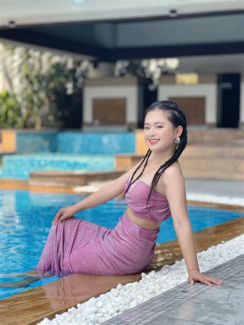 Mua Thị Dua Cô Bé Dốc Thẩm Mã Từng Gây Sốt Với Vẻ Mộc Mạc Nay Không