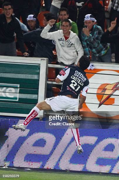 239 Nery Castillo Photos And High Res Pictures Getty Images