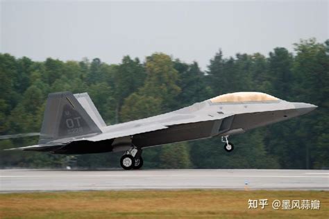 F 22的变体其实也不少：轰炸机、舰载机、六代机、双座版皆有！但都没有服役 知乎