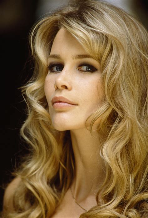 Claudia Schiffer Claudia Schiffer Photo 32326126 Fanpop