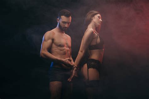 Despre Noi Night Emotion Sex Shop