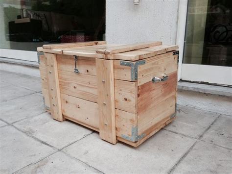 Pallets Made Storage Box Pallet Ideas