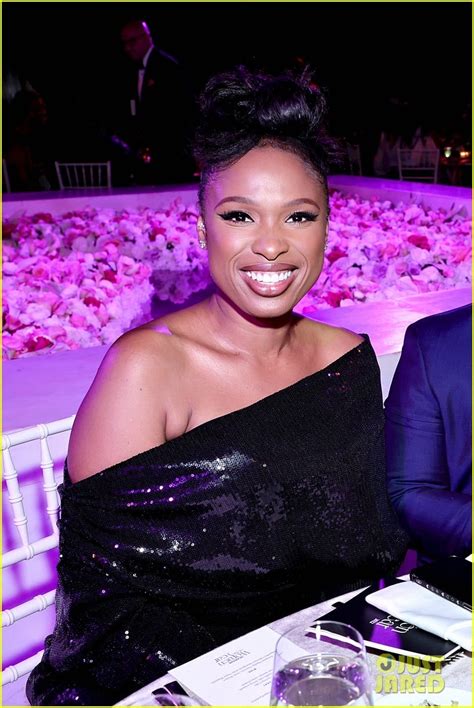Photo Angela Bassett Glamour Women Of The Year 2022 59 Photo 4848640 Just Jared
