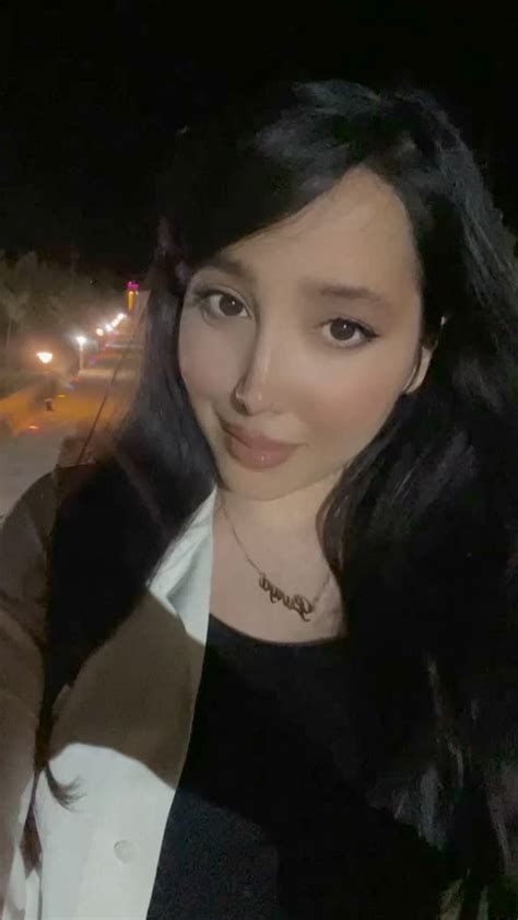 هركي اين پست ميبينه ي قلب بذاره☹️🤣 اكانت ريچ نداره حس ميكنم لالم كسي