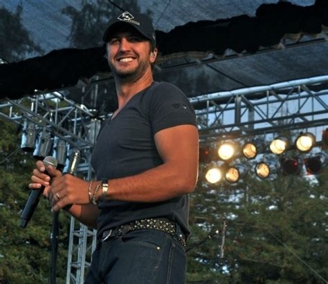 17 Best Images About Luke Bryan On Pinterest Sexy Luke Bryan Concert And Luke Bryan Sexy