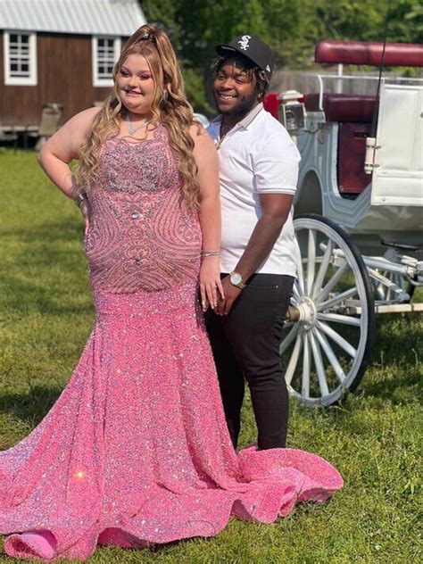 Honey Boo Boo 17 Shows Off Mature New Look On Prom Day Celebrity News Showbiz And Tv