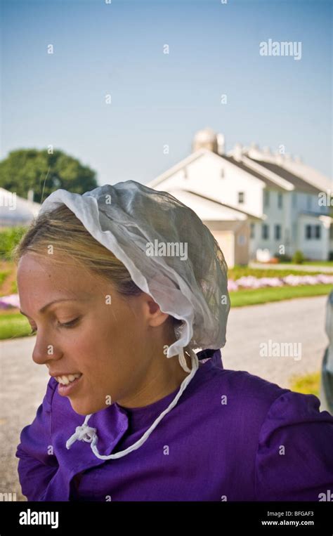 Amish Girl Banque De Photographies Et Dimages à Haute Résolution Alamy