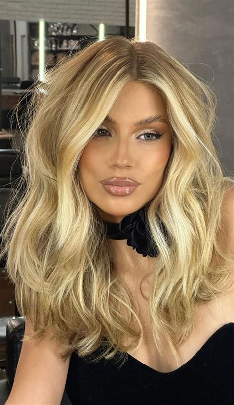 Sophisticated Hair Colour Ideas For A Chic Look Golden Honey And Sandy