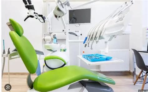 화이트 치과 클리닉