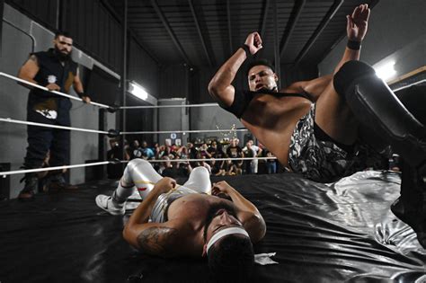 Jaime Espinal Anuncia Que Hará La Transición Hacia La Lucha Libre