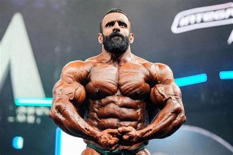 هادی چوپان به زودی دوباره روی سکوی قهرمانی جهان می‌ایستد