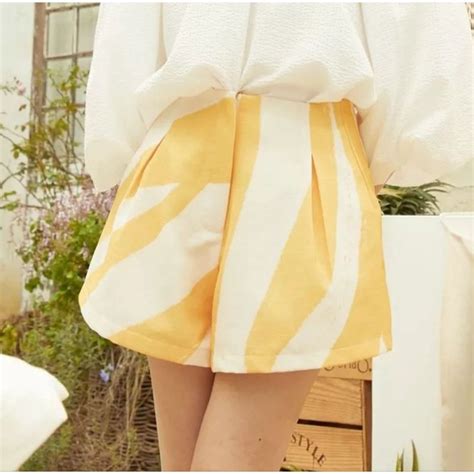 Lookbooklookbook Juno Short Lemon Shopee Thailand