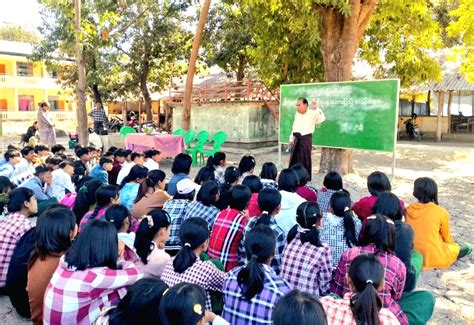 ပွင့်ဖြူမြို့နယ်၊ ကံသာကြီးကျေးရွာ အ ထ က ကျောင်း၌ ပြည်ထောင်စုနေ့အထိမ်းအမှတ် အသိပညာပေးဟောပြောပ