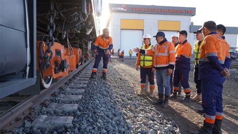 Тавантолгой төмөр зам