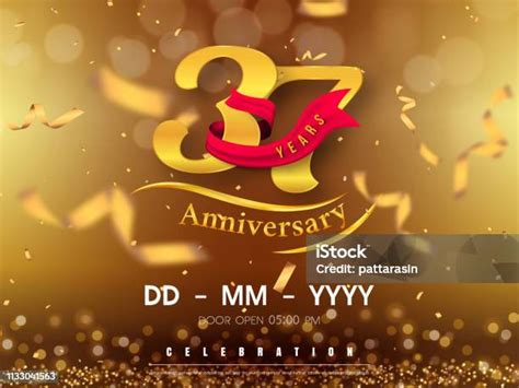 골드 배경에 37 년 기념일 로고 템플릿 37 빨간 리본 벡터와 색종이 고립 된 디자인 요소와 황금 숫자를 축 하 광고에 대한 스톡 벡터 아트 및 기타 이미지 Istock