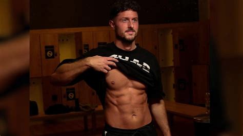 16 Kilo Weniger Sexy Sixpack Jannik Kontalis Zeigt Krasse Verwandlung