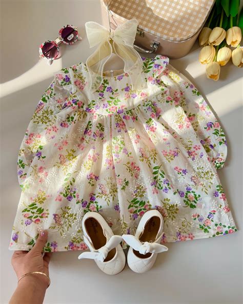 ‎کودک زیبا پوشاک بچگانه‎ ‎این همه قشنگی نباید یه حمایت کوچیک بشه ؟🥹 کت و سارافن که کتش از