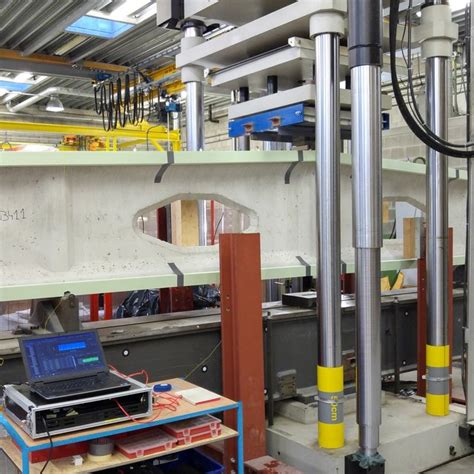 The Experimental Setup Of The Modal Test A Side View Of The Download Scientific Diagram