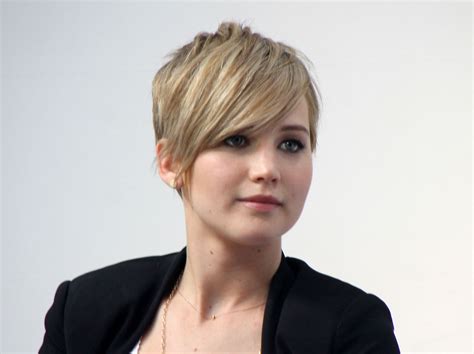 Casual Fuggerday Jennifer Lawrences Pixie Cut Go Fug Yourself Go
