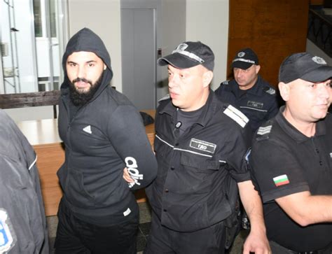 Обвиняемият за обезобразяването на Дебора в съда Не съм отправял заплахи снимки