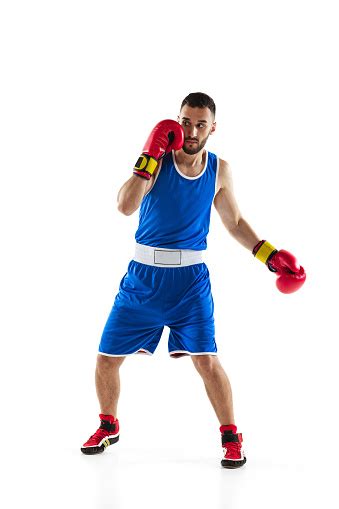 펀치 연습 젊은 전문 남성 복서 장갑 훈련 흰색 배경에 고립 20 24세에 대한 스톡 사진 및 기타 이미지 20 24세 개념 건강한 생활방식 Istock