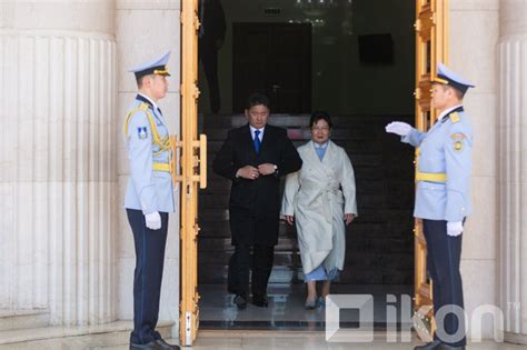 ФОТО Польш улсын ерөнхийлөгч болон түүний гэргийг албан ёсоор угтан авлаа