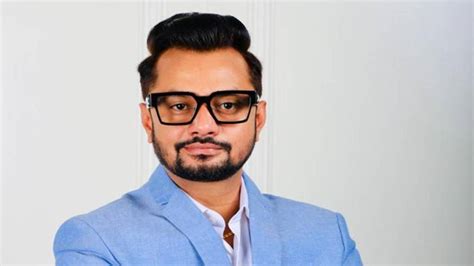 How Primetechs Founder Dhiraj Singh Is Mentoring Indian Youth To Become Successful