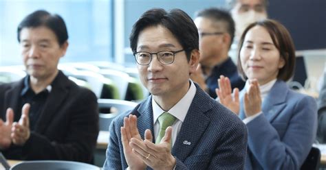 김경수 오픈프라이머리 의미 있다…원탁회의서 결론 내야