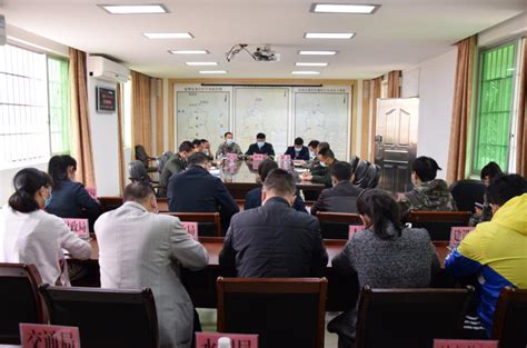 蒙伟学第10页大山谷图库