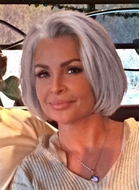 Short Grey Hair Short Hair With Layers Short Hair Cuts Medium Length