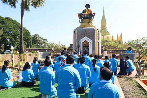 ເສດຖະກິດ ສັງຄົມ