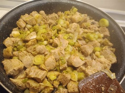 Свинско с праз лук и гъби вкусни рецепти без глутен и без яйца