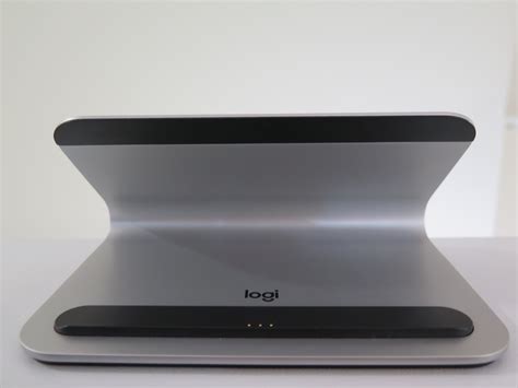 Logitech Base Is The Most Innovative Charging Dock For The Ipad Pro