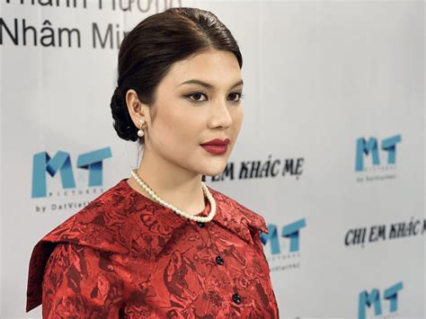 Sau Mẹ Rơm Lily Chen đóng Vợ Lẽ Trong Phim Mới