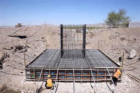 Дүүжин замын тээврийн багана суурь байрлуулах ажил 30 хувьтай үргэлжилж байна