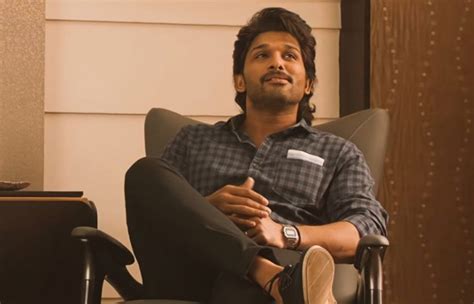 Allu Arjun వైరల్ అవుతున్న అల్లు అర్జున్ కొత్త ఫోటోస్ Allu Arjun Photos Goes Viral On Social