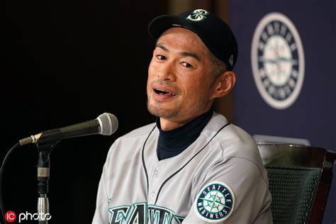 日本棒球名将铃木一朗退役 征战mlb19载堪称传奇