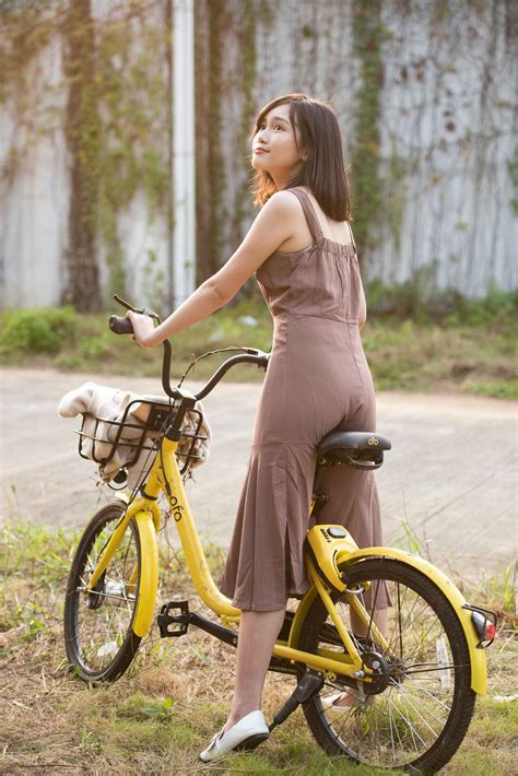 Wallpaper Woman 2048x3068 Shishimaru 2338198 Hd Wallpapers