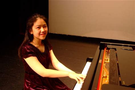 Chia Chen Chiang Piano Short Biography [more Photos]