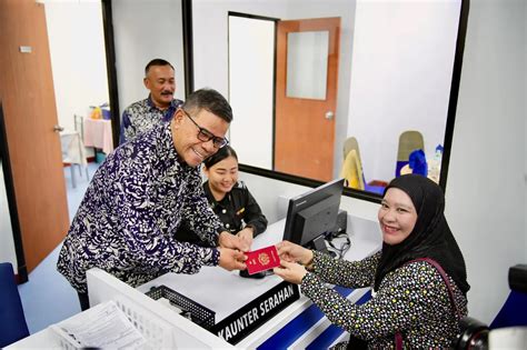 Malaysian Passport With 10 Year Validation In The Works 1 Technave 中文版 Malaysian Passport With 10 Year Validation In The Works 1 Technave 中文版