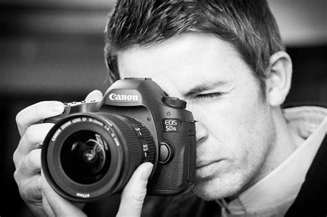 万花丛中过，片叶不沾身……为你深挖摄影师总是单身的九大原因！