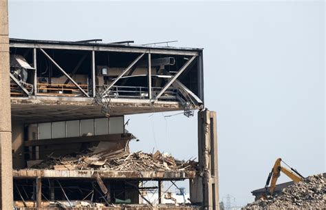 Building Unstable Images Stock Photos D Objects Vectors Shutterstock