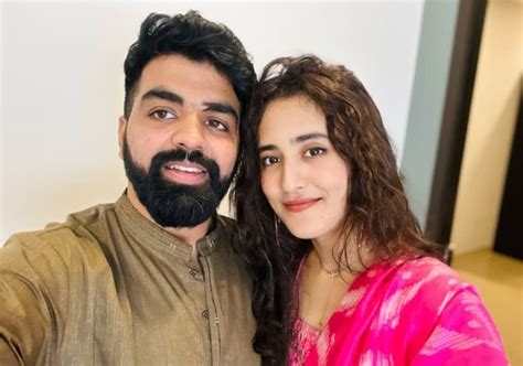 Javeria Khanum Pakistani Woman Crosses Border To Marry Love Of Her Life In India