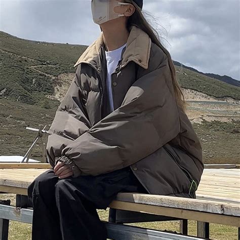 아임달라 여성 루즈핏 하이넥 배색 카라 패딩 점퍼 하프 미들 웰론 파카