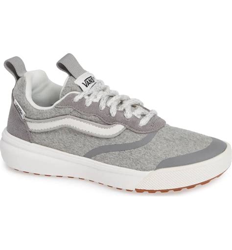 როგორი კედები იქნება მოდაში 2019 წელს სპორტული ფეხსაცმელების ტრენდი