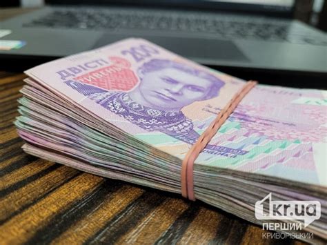 Евро и доллар продолжают расти в цене курс валют в Кривом Роге 3 октября Первый Криворожский