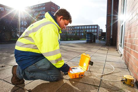 Geomonitoring DMT Group