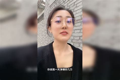 我说我在厂里打螺丝，你到处说我开公司。 螺丝 厂里 公司