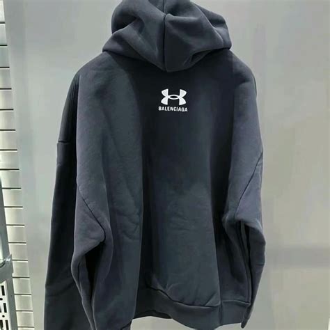 巴黎世家 Balenciaga X Under Armour 聯名最新系列曝光，高清服飾一覽！ Juksy 街星