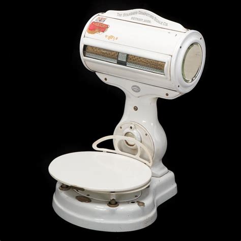 The Standard Computing Scale Co Countertop Scale Early Mid 20th